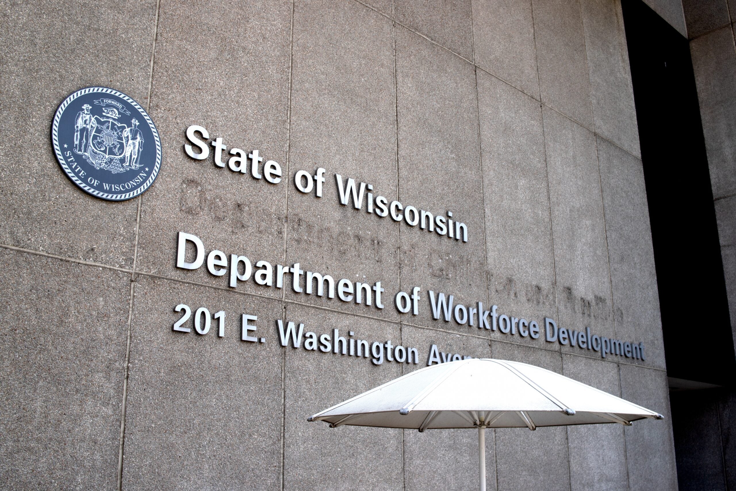 Wisconsin Job Support Programs Struggle Amid Federal Shutdown - Common ...