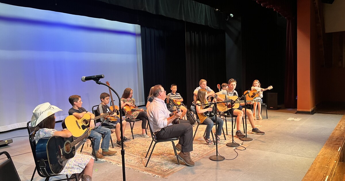 UNCSA Launches JAM Program to Teach Bluegrass to Young Students ...